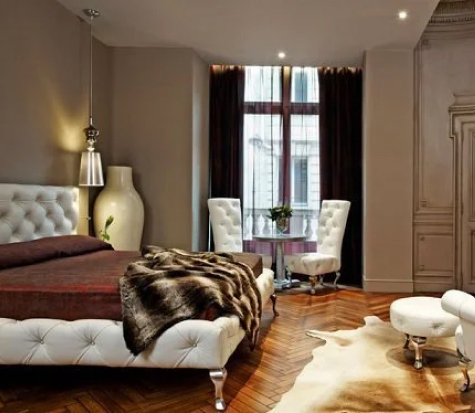 Tour – Bambra Studio Brothel Melbourne